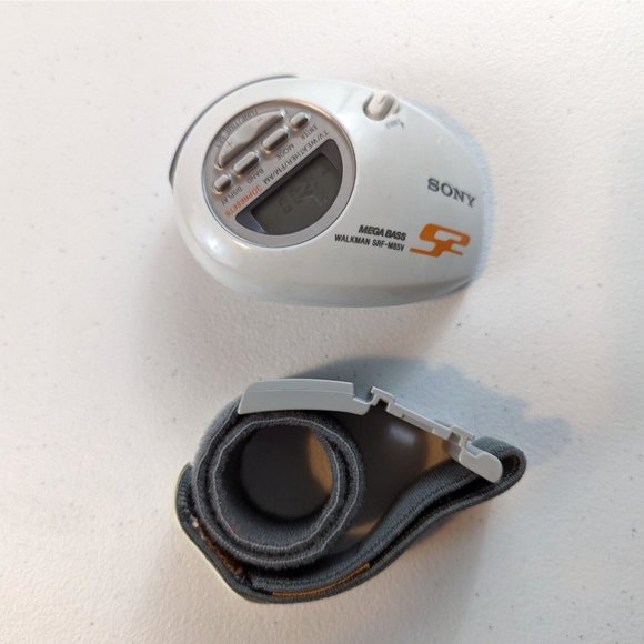 Sony | Portable Audio & Video | Sony Sport Walkman Srfm85v Am Fm Tv ...